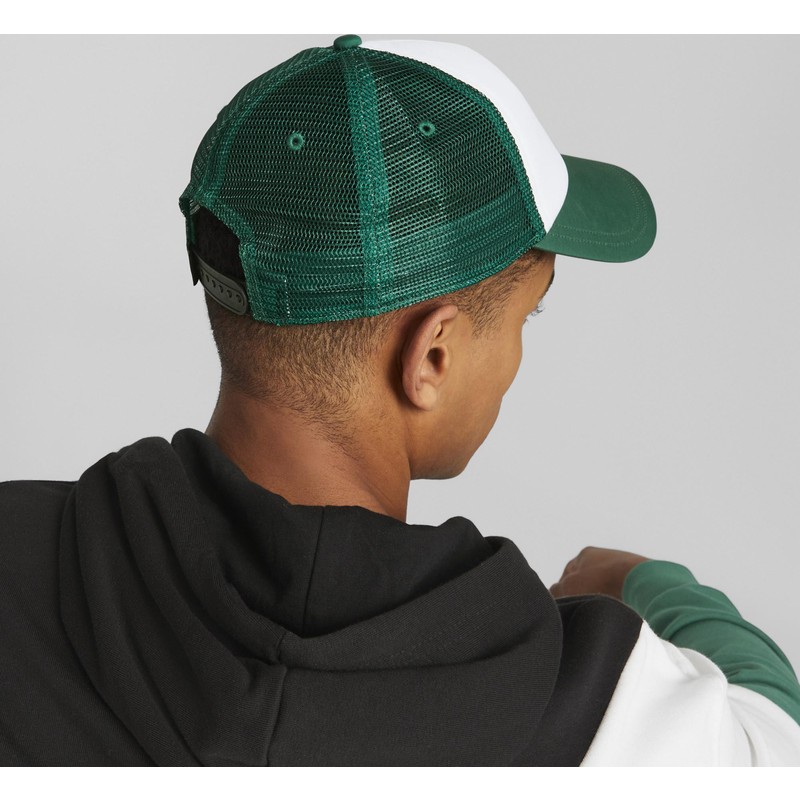 Puma Logo White and Green Snapback Trucker Hat: Caphunters.ch